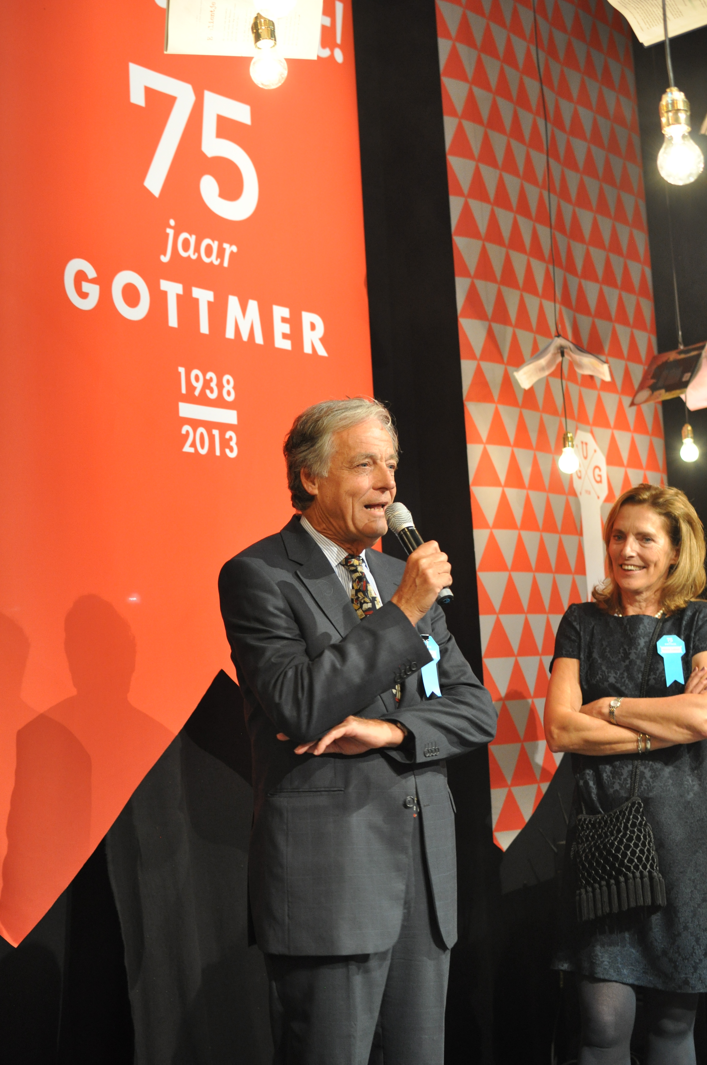 BOEKBLAD - Vaktijdschrift voor boekhandel, uitgeverij, auteurs en ...