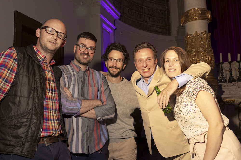 BOEKBLAD - Vaktijdschrift voor boekhandel, uitgeverij, auteurs en ...