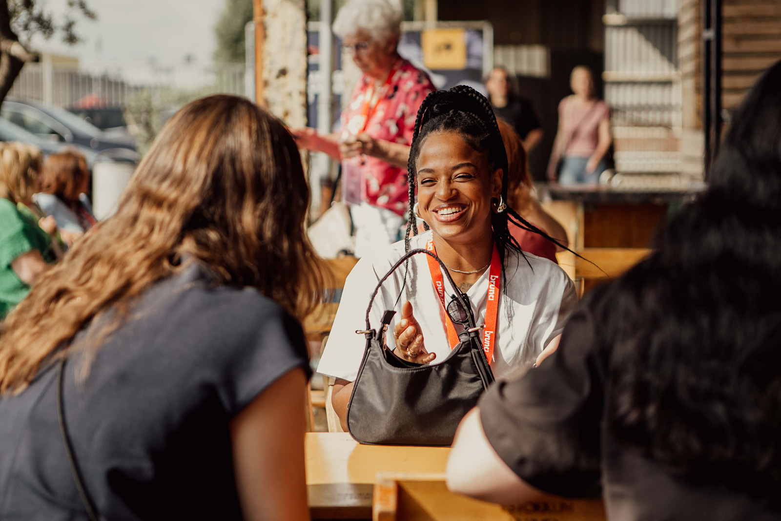 BOEKBLAD - Vaktijdschrift voor boekhandel, uitgeverij, auteurs en ...