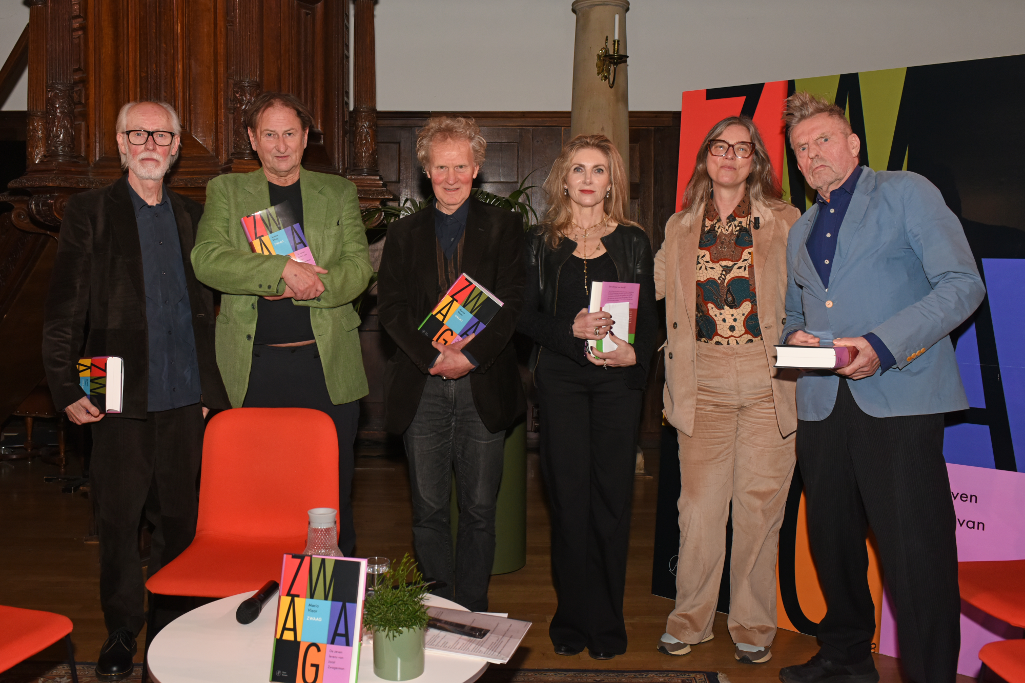 BOEKBLAD - Vaktijdschrift voor boekhandel, uitgeverij, auteurs en ...